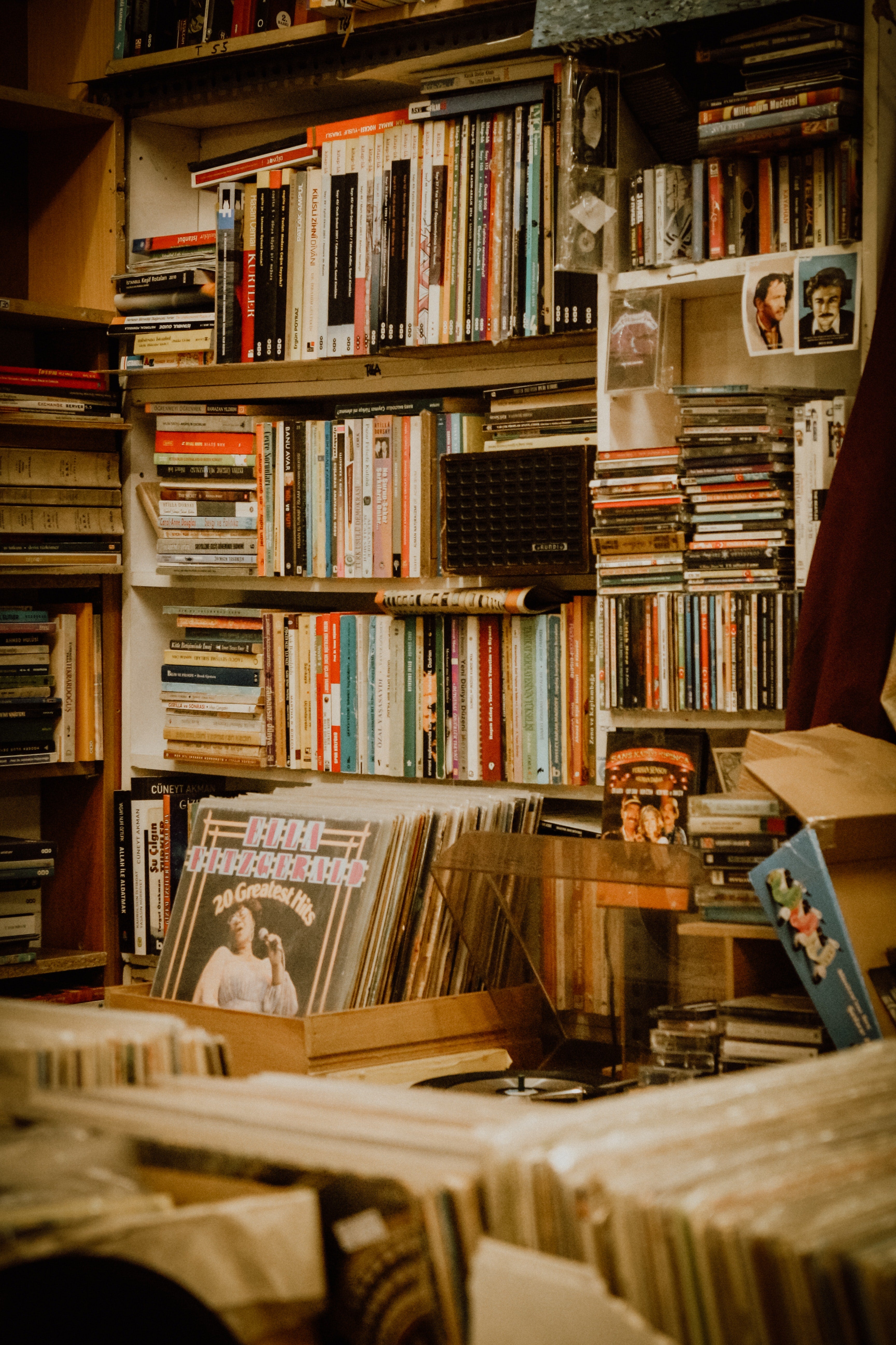 Vinyl Records under R100 – Vinyl Legend